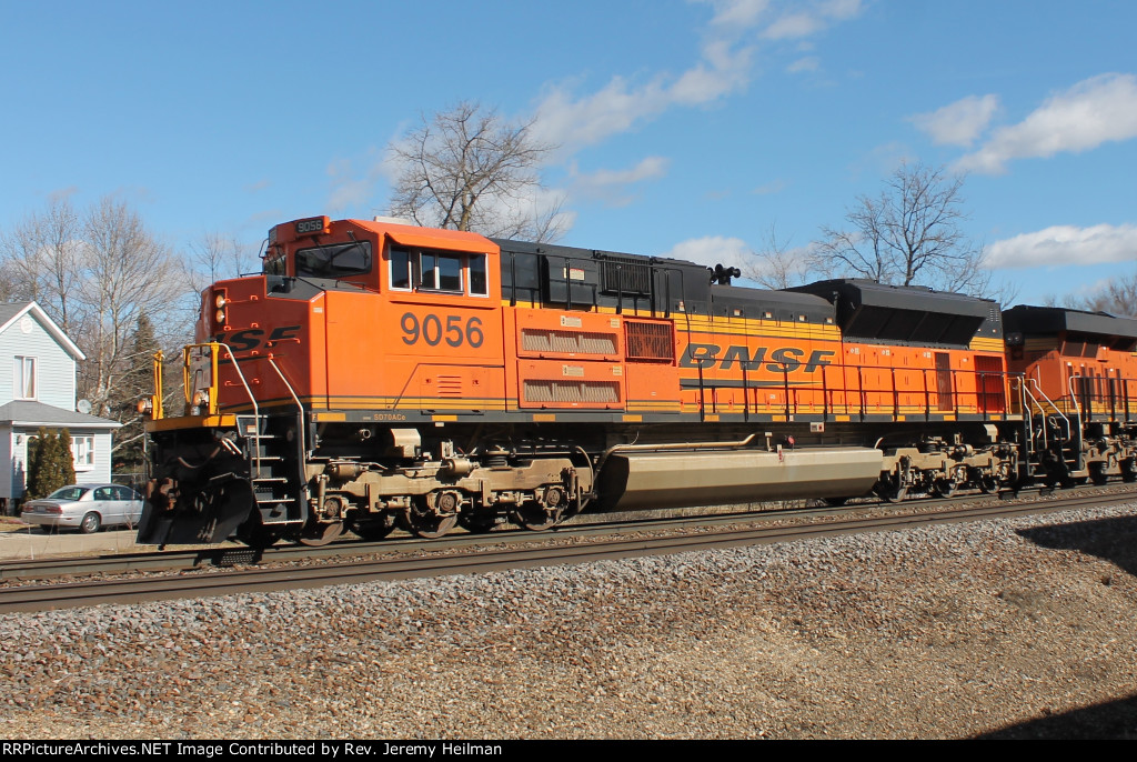 BNSF 9056 (1)